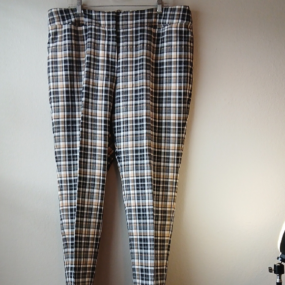 Nine West | Pants & Jumpsuits | Nine West Plaid Pants Black White Tan ...